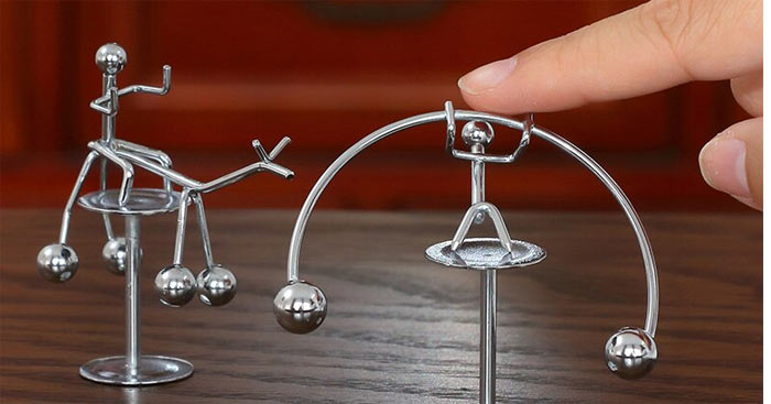 Con lắc đơn là gì? Công thứ và bài tập con lắc đơn